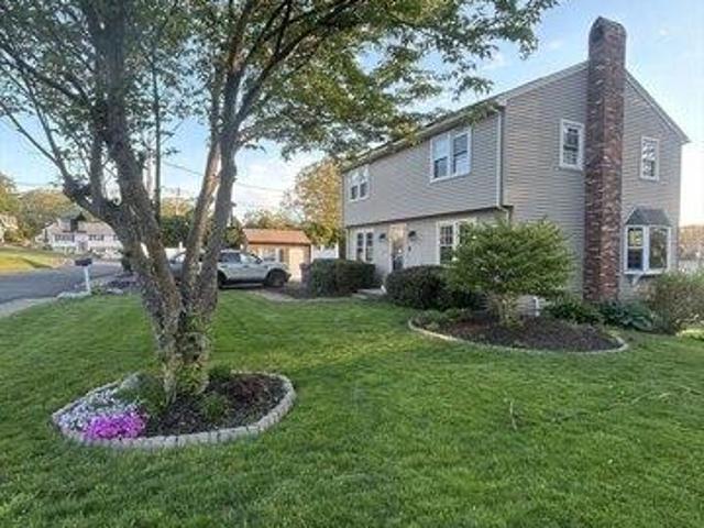 house with 3 bedroom, Milford MA DS103968468