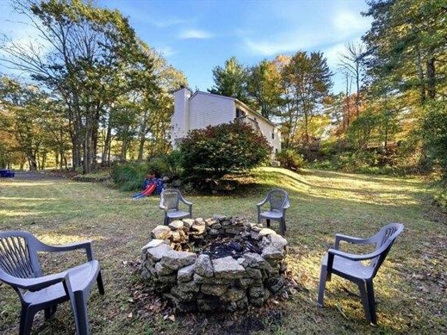 house with 3 bedroom, Milford MA ES102860168