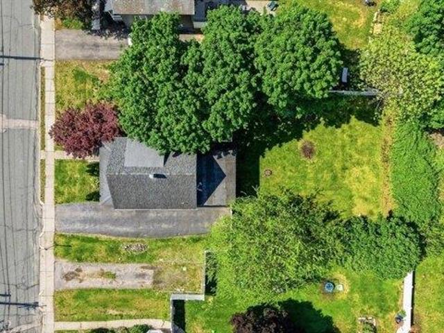 house with 3 bedroom, Milford MA ES103773918