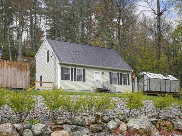 house with 3 bedroom, Milford NH DLS103125926