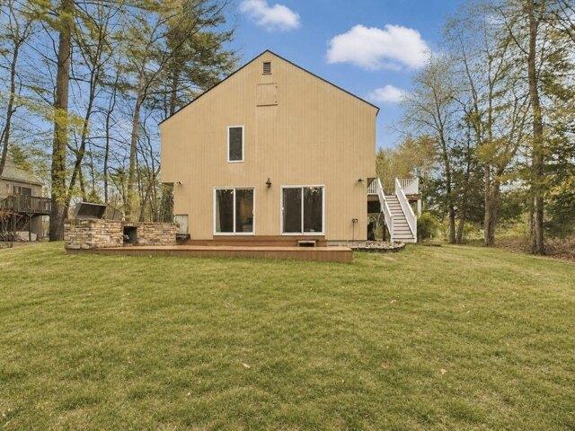 house with 3 bedroom, Milford NH DS102800535