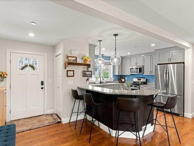 house with 3 bedroom, Milford NH DS103187497
