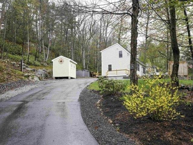 house with 3 bedroom, Milford NH ES103125926
