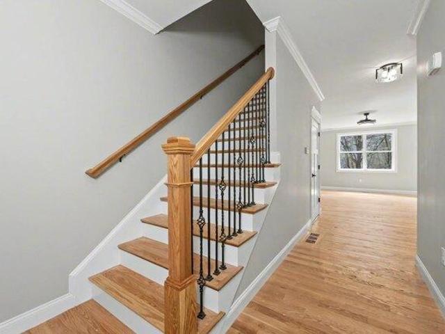 house with 3 bedroom, Milford NH ES103969835
