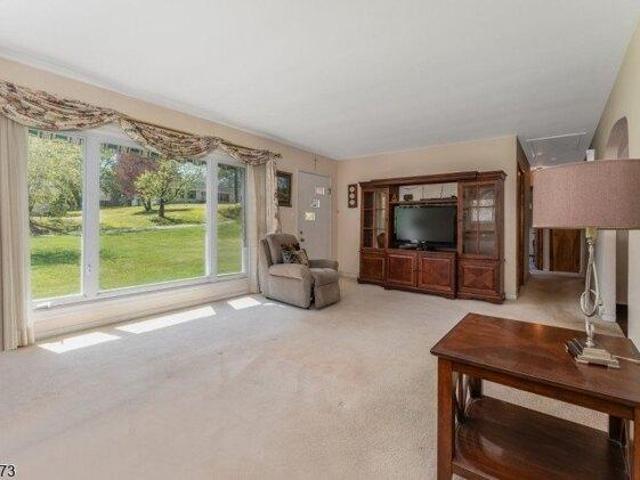house with 3 bedroom, Milford NJ DLS101659188