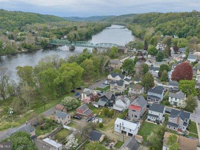 house with 3 bedroom, Milford NJ DS103619826