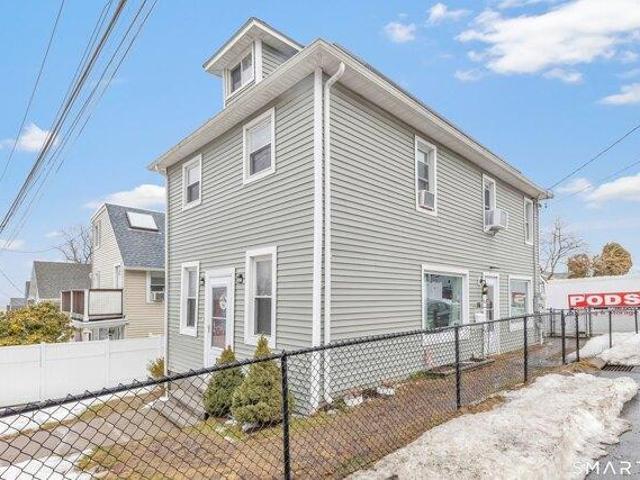 house with 3 bedroom, Milford CT DLS101859157