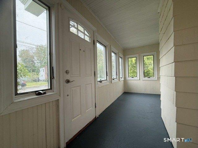 house with 3 bedroom, Milford CT DLS102775557