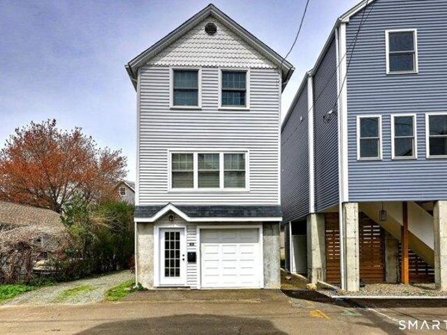 house with 3 bedroom, Milford CT DLS102779052