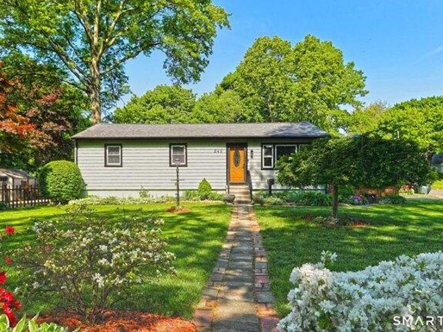 house with 3 bedroom, Milford CT DLS102824792
