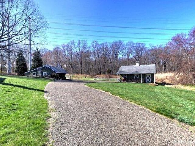 house with 3 bedroom, Milford CT DS104112049