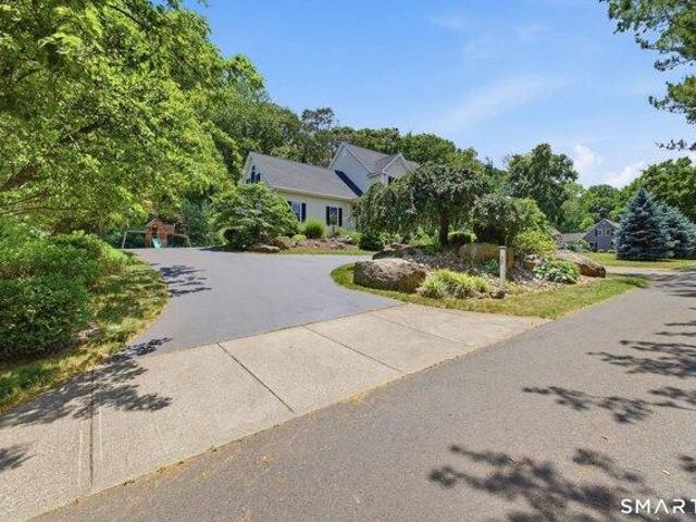 house with 3 bedroom, Milford CT DS104149428