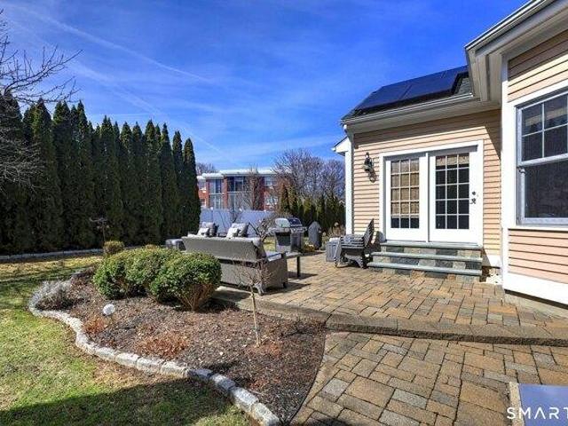 house with 3 bedroom, Milford CT DS102444437