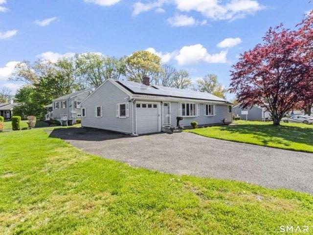 house with 3 bedroom, Milford CT DS102595012