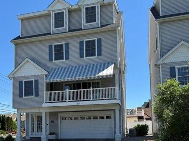 house with 3 bedroom, Milford CT DS102780198