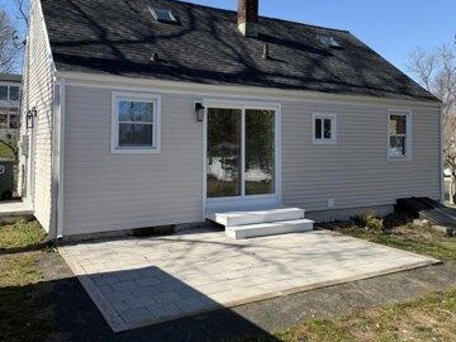 house with 3 bedroom, Milford CT DS102799023