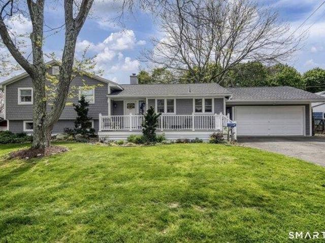 house with 3 bedroom, Milford CT DS102828568