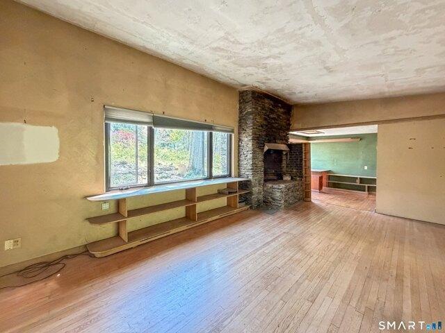 house with 3 bedroom, Milford CT DS103125148