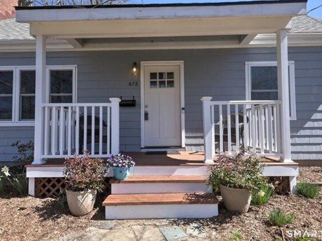 house with 3 bedroom, Milford CT DS103160548