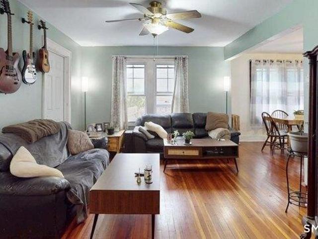 house with 3 bedroom, Milford CT DS103161730