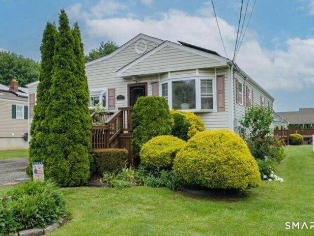 house with 3 bedroom, Milford CT DS103162631