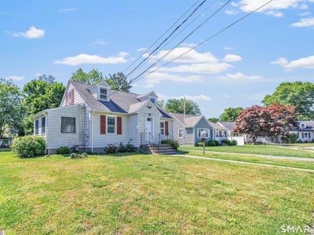 house with 3 bedroom, Milford CT DS103187741