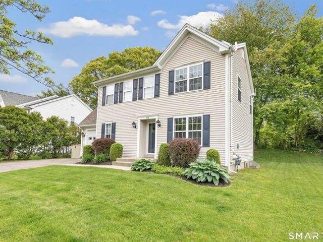 house with 3 bedroom, Milford CT ES104115257