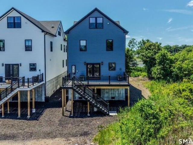 house with 3 bedroom, Milford CT ES104264788