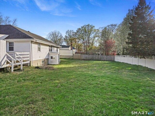 house with 3 bedroom, Milford CT ES104331537