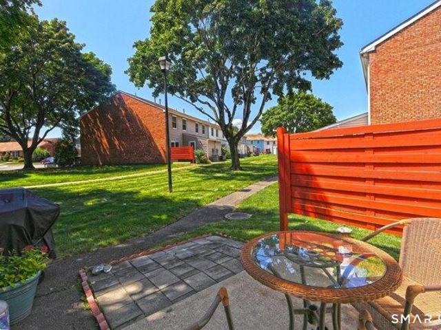 house with 3 bedroom, Milford CT ES105158439