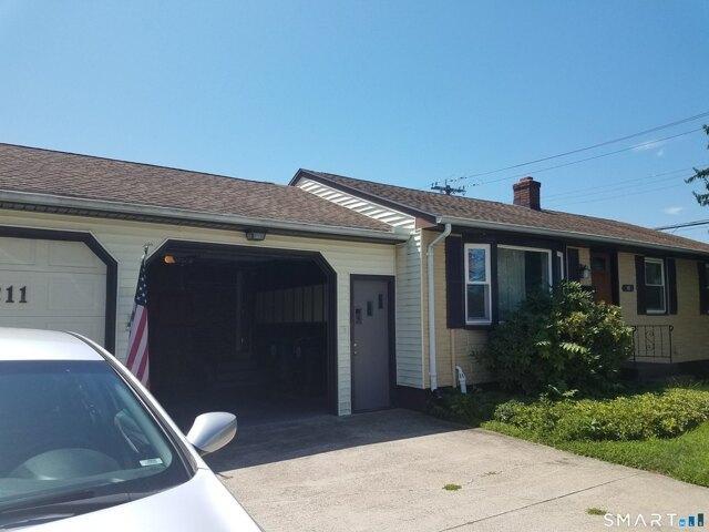 house with 3 bedroom, Milford CT ES105174020