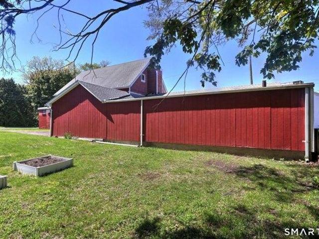 house with 3 bedroom, Milford CT ES105175784