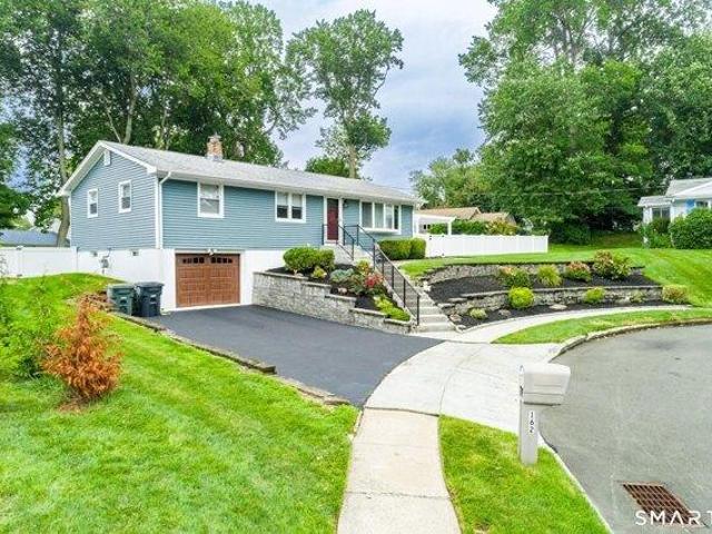 house with 3 bedroom, Milford CT ES105232554