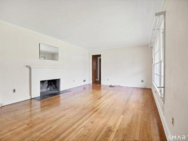 house with 3 bedroom, Milford CT ES103099477