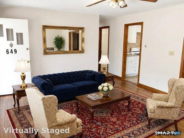 house with 3 bedroom, Milford CT ES103434927