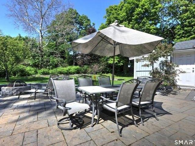 house with 3 bedroom, Milford CT ES103437412