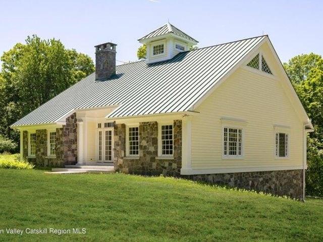 house with 3 bedroom, Millbrook NY ES104906375