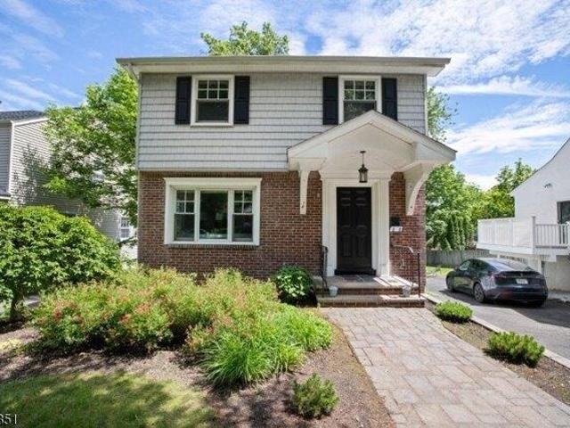 house with 3 bedroom, Millburn NJ DS104149956