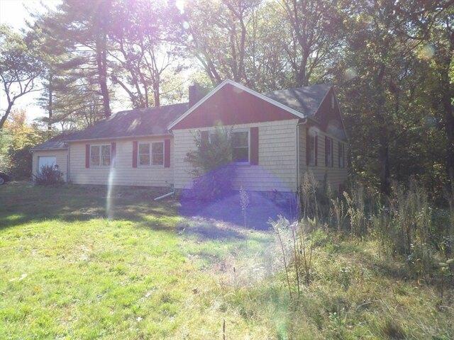 house with 3 bedroom, Millbury MA ES105141681