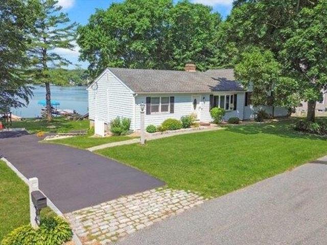 house with 3 bedroom, Millbury MA ES105105195