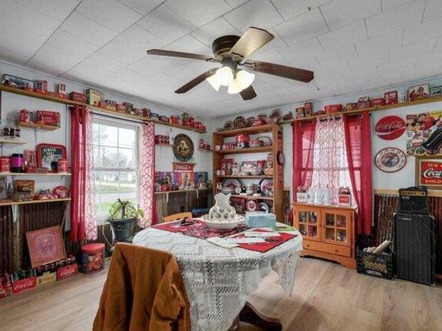 house with 3 bedroom, Miller MO DLS93349956