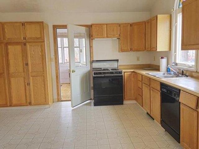 house with 3 bedroom, Millinocket ME DLS101783835