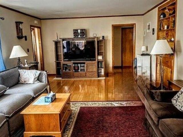 house with 3 bedroom, Millinocket ME DS102445357