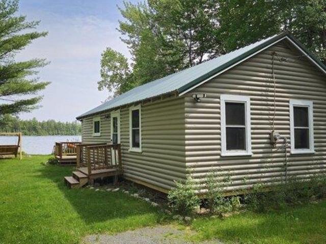 house with 3 bedroom, Millinocket ME ES103970084
