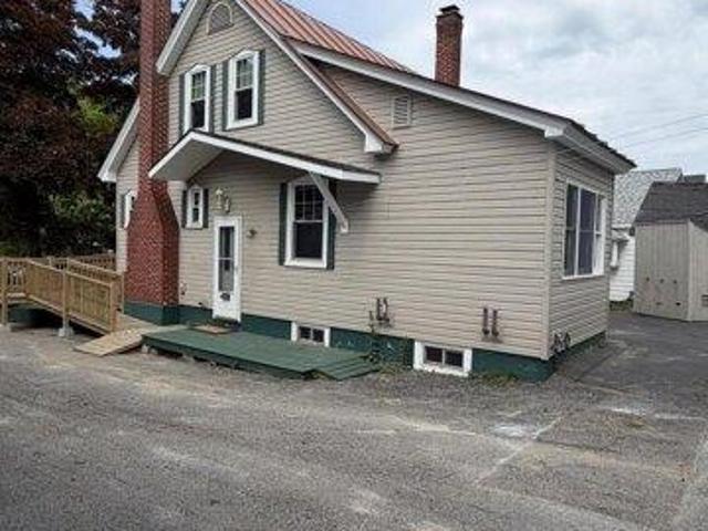house with 3 bedroom, Millinocket ME ES104807866