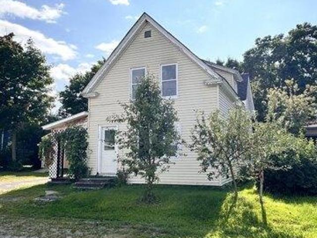 house with 3 bedroom, Millinocket ME ES104810675