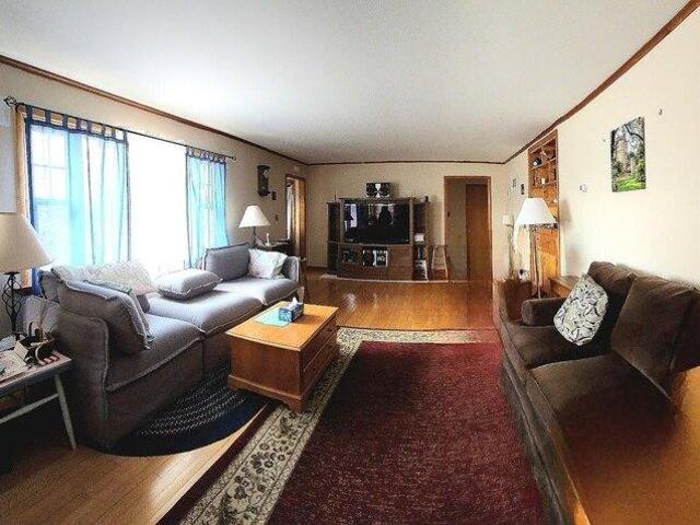 house with 3 bedroom, Millinocket ME ES105175856