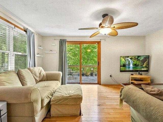 house with 3 bedroom, Millville MA ES103073116
