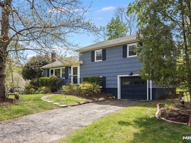 house with 3 bedroom, Montclair NJ DS101782147