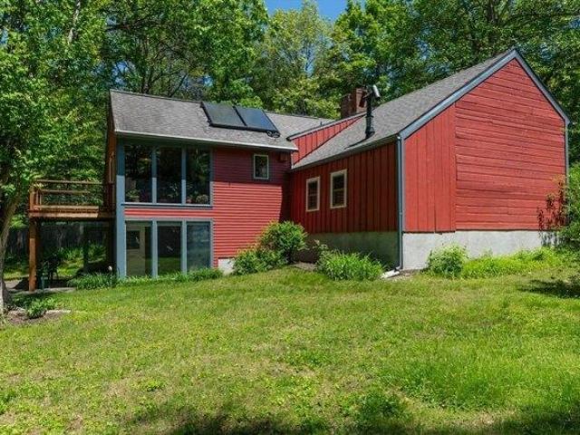 house with 3 bedroom, Montague MA ES103188590
